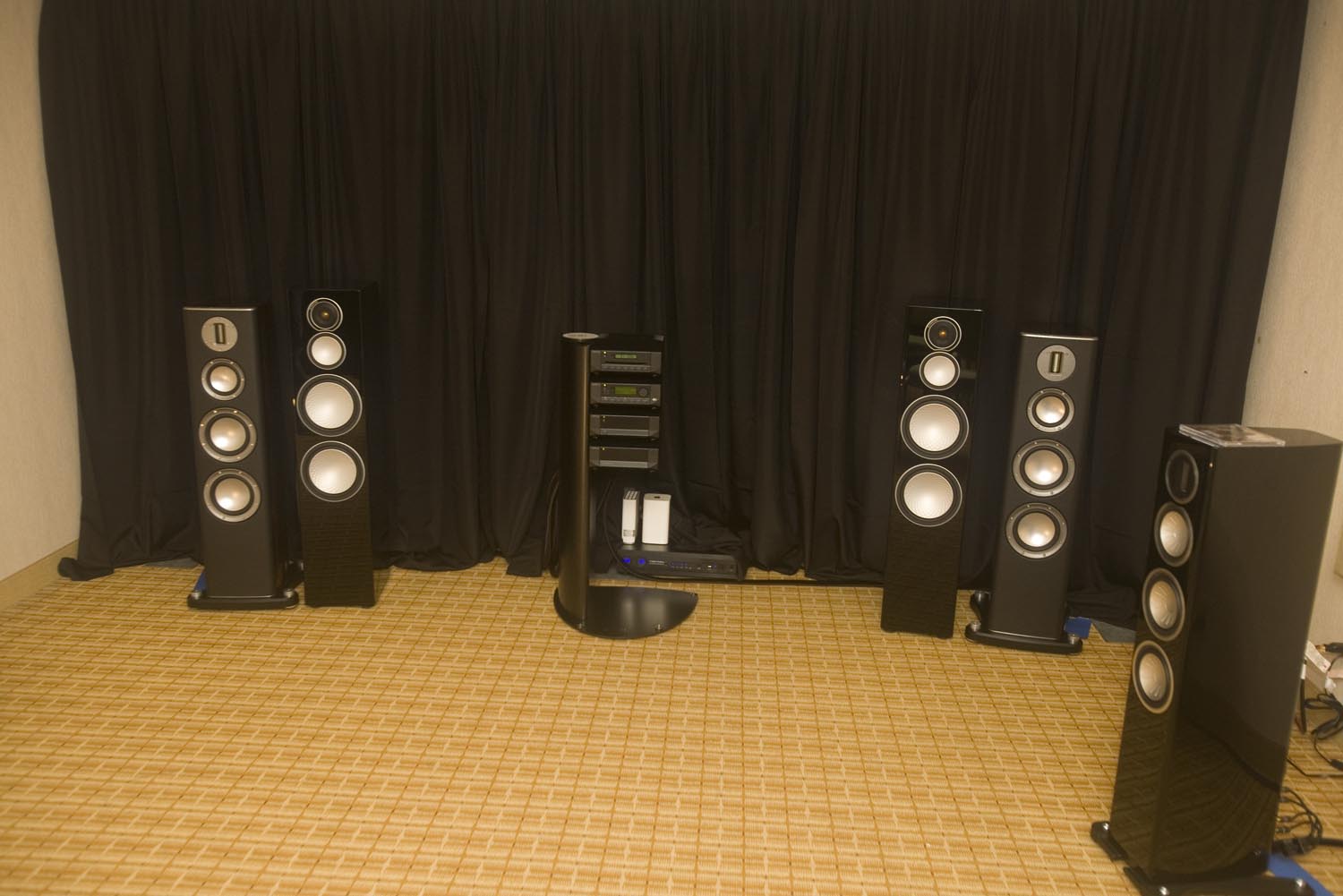 Cyrus Audio, Clarus Audio Cable, Monitor Audio, Tributaries Cables ...