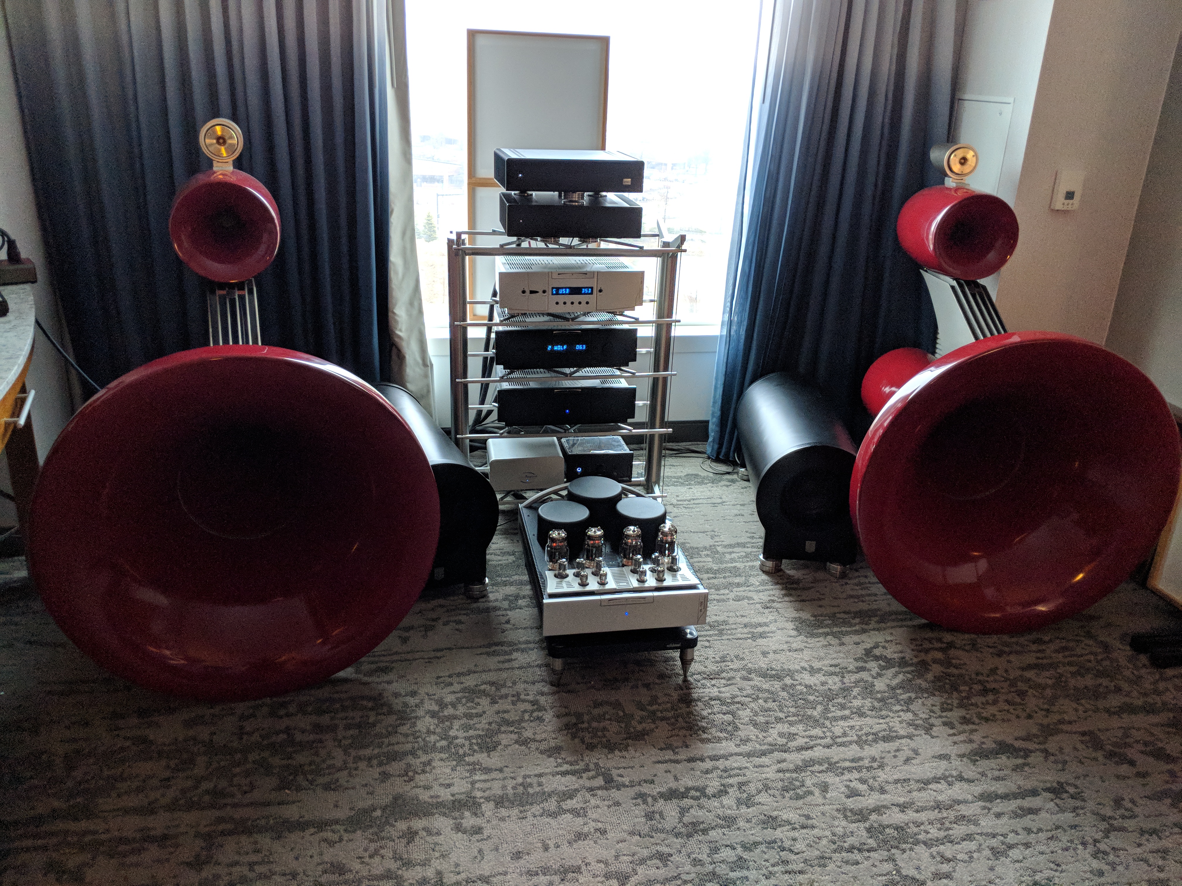 Wolf Audio Systems - Axpona 2018 - Audio Federation